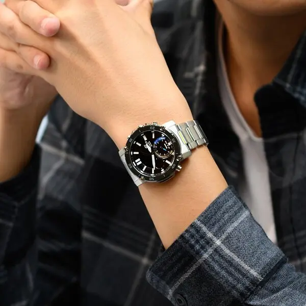 Casio Edifice Waterproof Sports Watch With Bluetooth