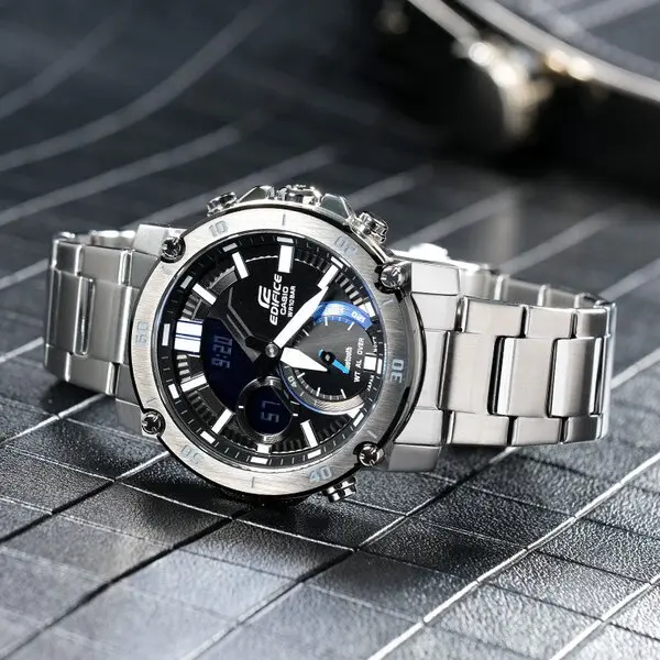 Casio Edifice Waterproof Sports Watch With Bluetooth