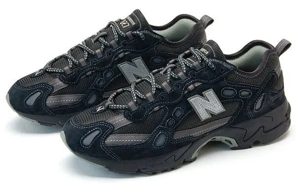 NEW BALANCE Thisisneverthat X 827 - Black