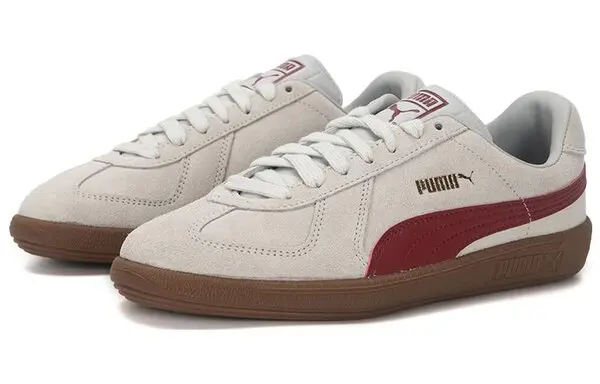 PUMA Suede Low Top Sneakers - White/gray/red