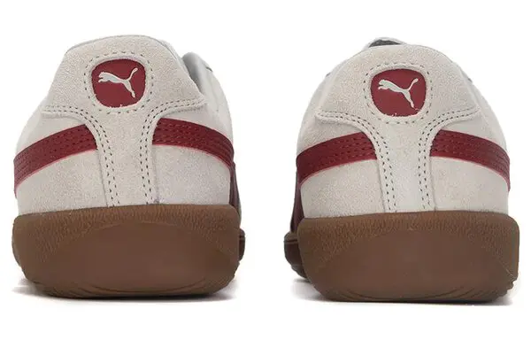 PUMA Suede Low Top Sneakers - White/gray/red