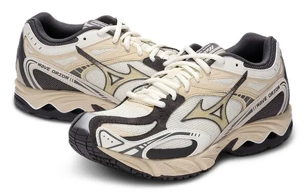 Mizuno Wave Orion Low Top Sneakers