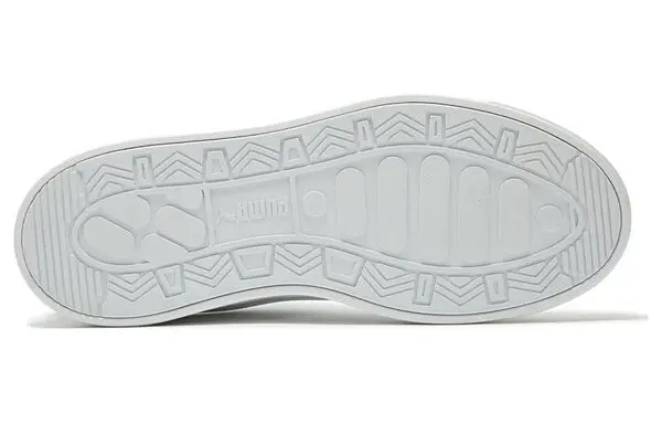 PUMA Lajla Low Top Sneakers
