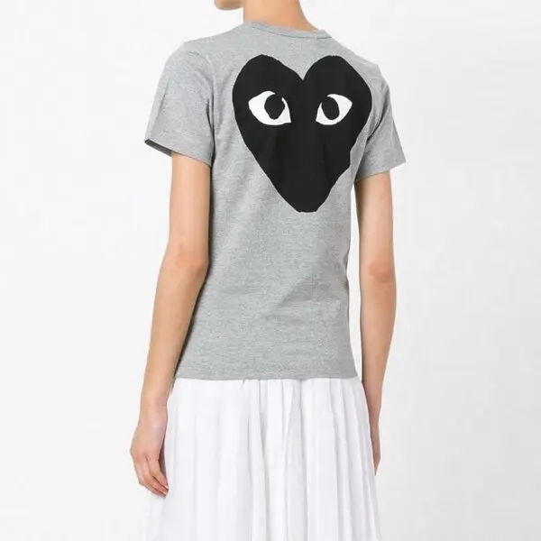 Play Comme Des Garcon Play Comme Des Garcons Short Sleeve T-shirt With Heart Graphic - Grey