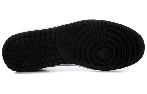 JORDAN 1 Retro High Top Sneakers - Black