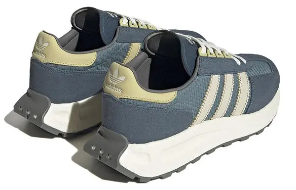 Adidas Retropy E5 Low Top Sneakers - Blue/cream