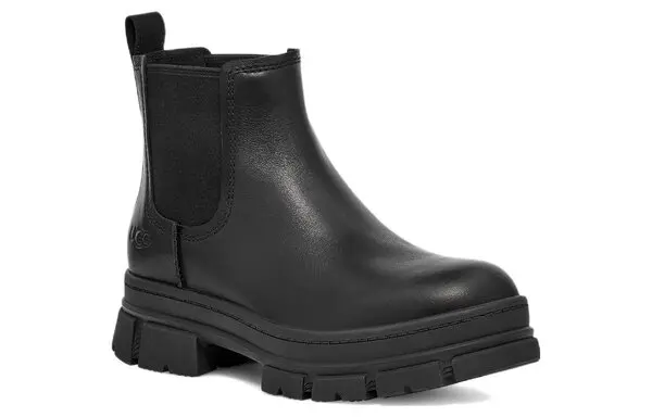 UGG Ashton Chelsea Boot