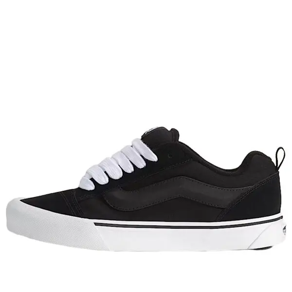 VANS Knu Skool "black" Sneakers - Black/white