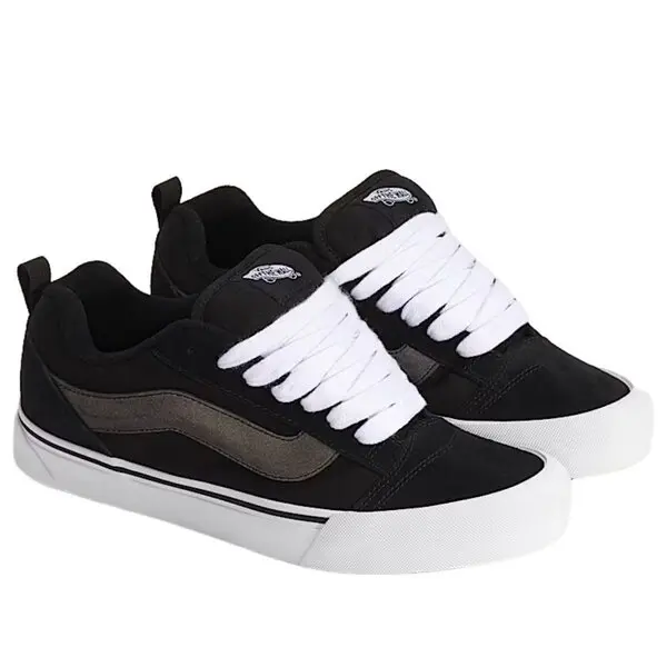 VANS Knu Skool "black" Sneakers - Black/white