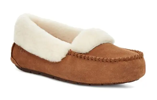 UGG Dakota Spill Seam Slipper