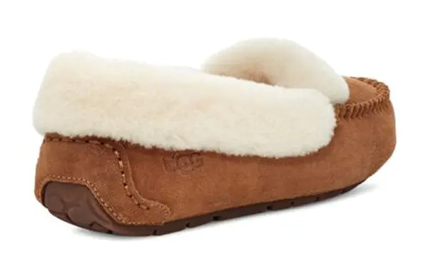 UGG Dakota Spill Seam Slipper