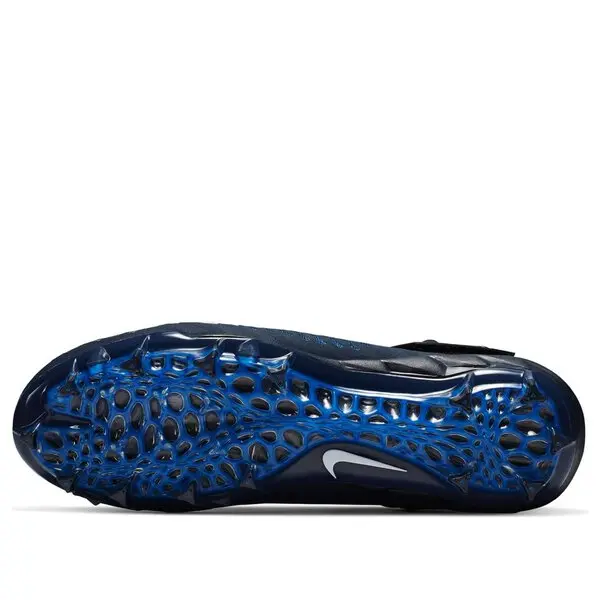 Nike Alpha Menace Pro 2 Mid Football Cleats