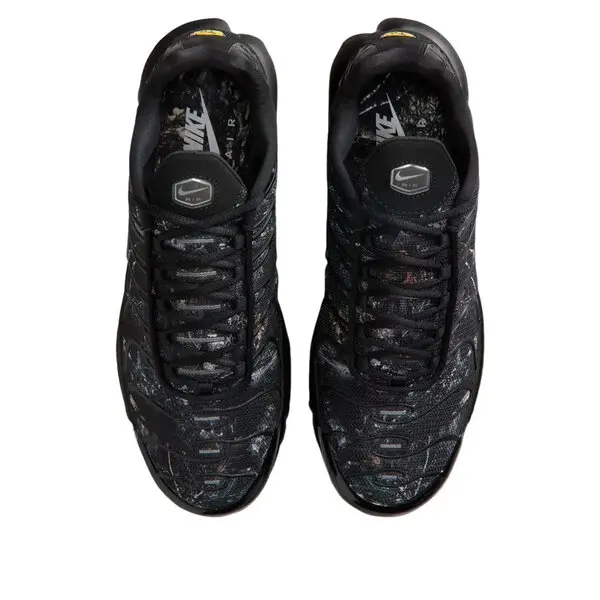 Nike Max Plus Sneakers - Black