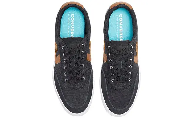 CONVERSE Courtlandt Star Replay