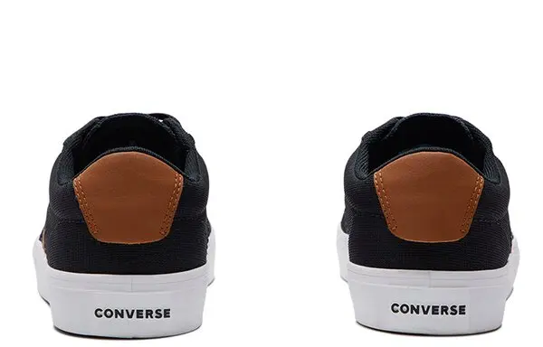 CONVERSE Courtlandt Star Replay