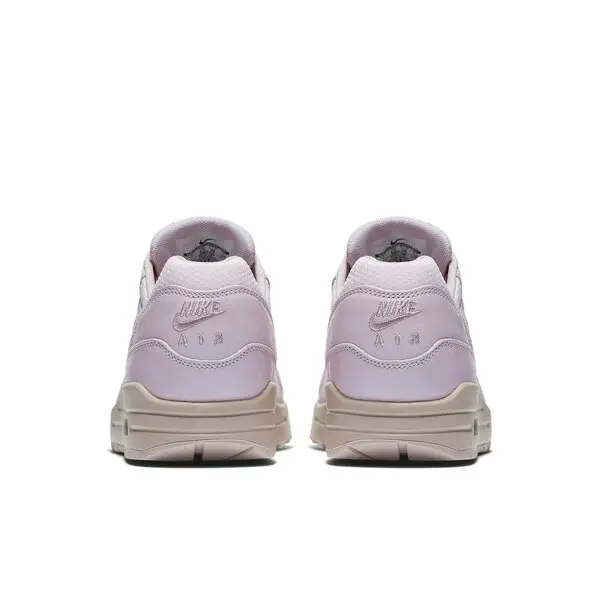 Nike Max 1 Pinnacle Sneakers - Venice