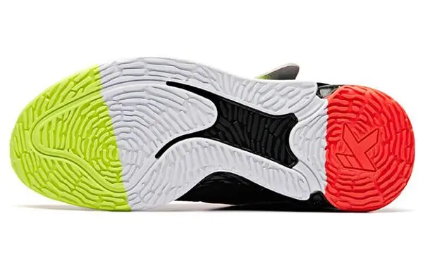 ANTA Klay Thompson 4 Xmas "disruptive" Sneakers