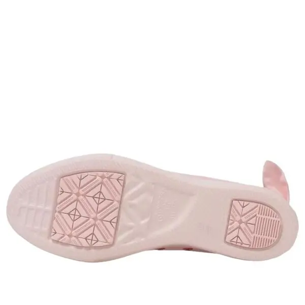 CONVERSE X Oshi No Ko Chuck Taylor All Star Light Platform Sneakers - Pink