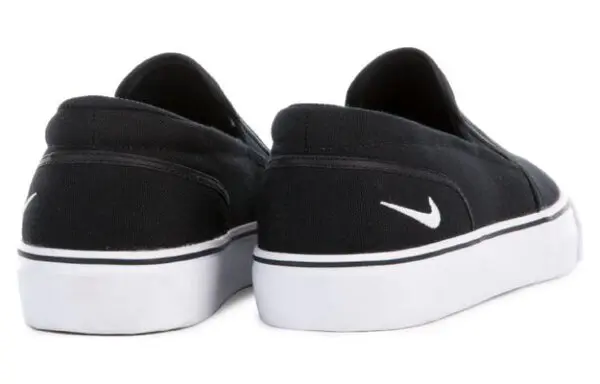 Nike Slip-on Sneakers - Black/white