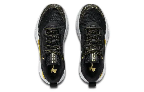 Under Armour Flow Breakthru 2 Basketball Sneakers