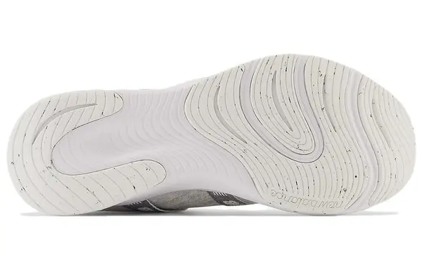 NEW BALANCE Dynasoft Nergize V3 Low Top Sneakers - Light Grey