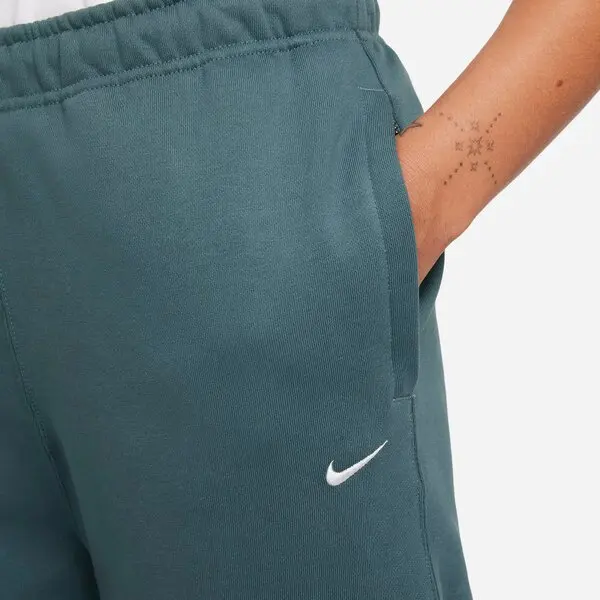 Nike Solo Swoosh Sweatpants - Green