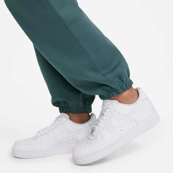 Nike Solo Swoosh Sweatpants - Green