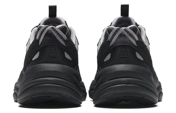ANTA Explorer Low Top Sneakers