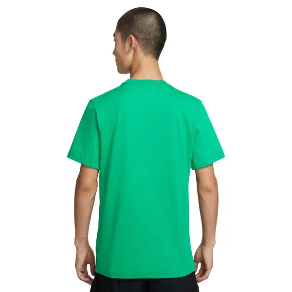 Nike Club T-shirt