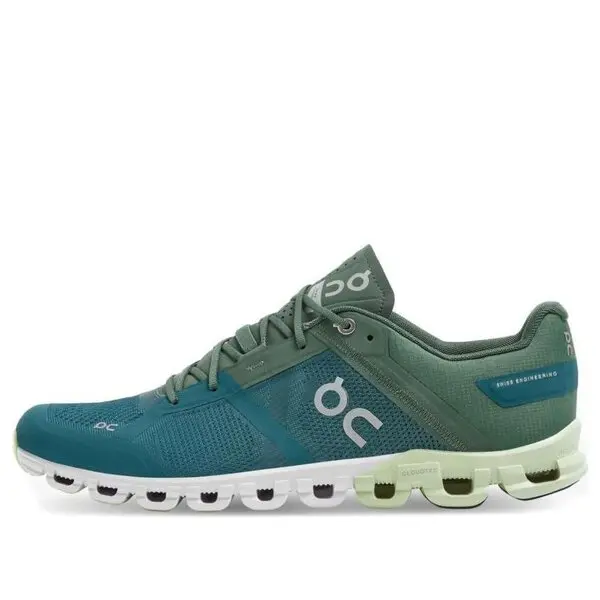 On Cloudflow Athletic Sneakers