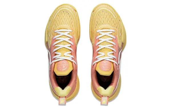 LI-NING Superlight V2 Athletic Sneakers - Orange/red