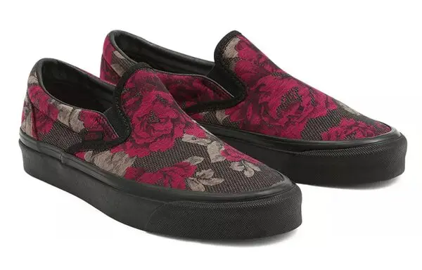 VANS Factory Classic Slip-on 98 Dx - Black/red