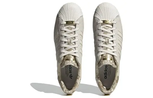 Adidas Originals Superstar Sneakers - Beige/white