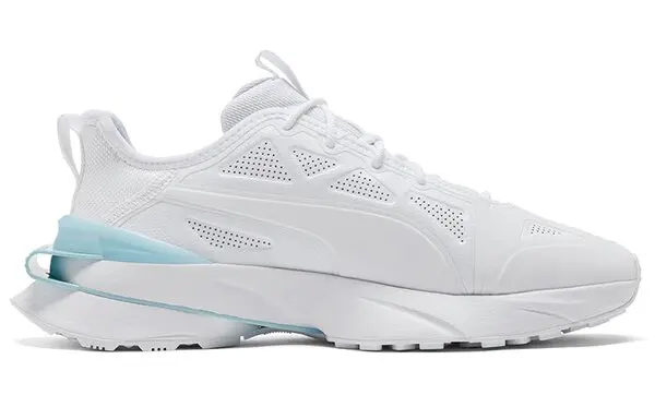 PUMA Low Top Sneakers