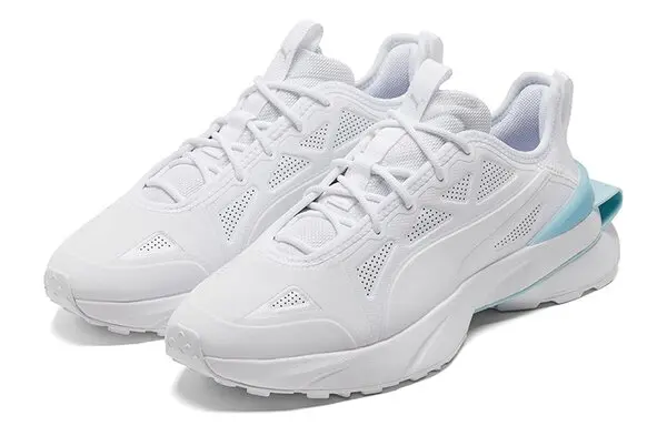 PUMA Low Top Sneakers