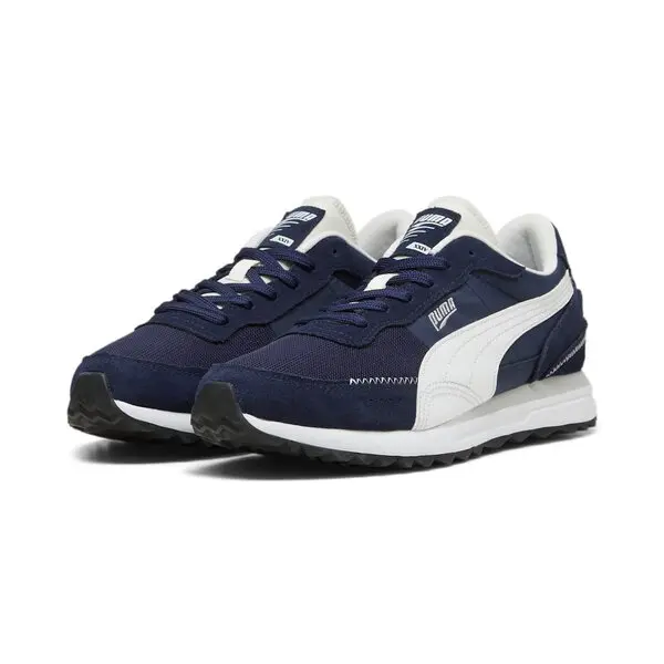 PUMA Road Rider Sneakers - Navy/white