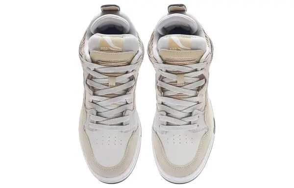 LI-NING Wave Pro Sneakers - White/beige
