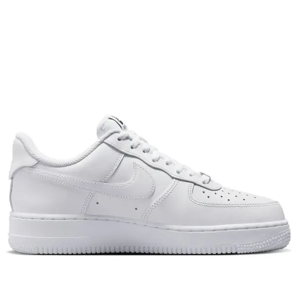 Nike Force 1 Low Flyease Sneakers