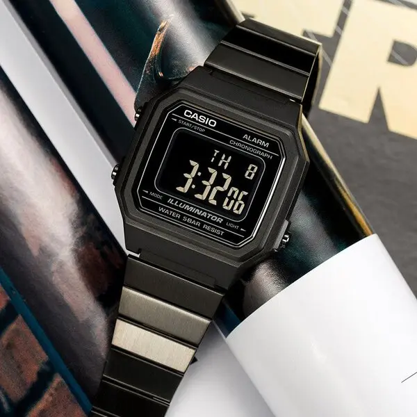 Casio Digital Quartz Watch