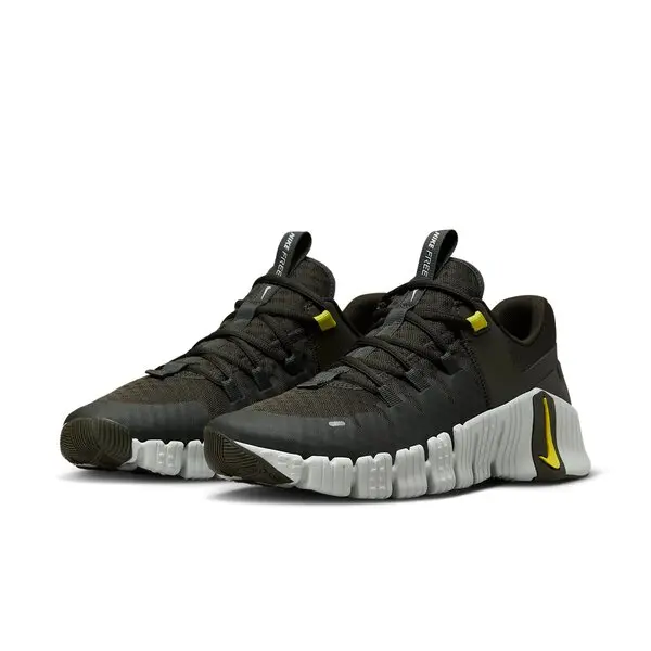 Nike Free Metcon 5 Sequoia High Voltage Sneakers - Sequoia/light Silver/high Voltage