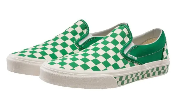 VANS Classic Slip-on Checkerboard Sneakers - Green