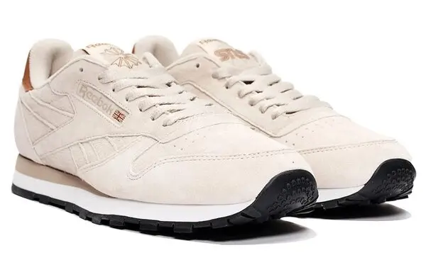 REEBOK Sneakersnstuff X Classic Leather "walking Stucco - Tan