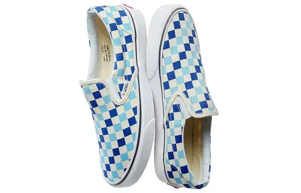 VANS Slip-on Checkerboard Sneakers