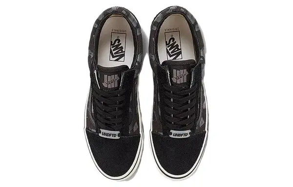 VANS X Undefeated Old Skool Sneakers - Black