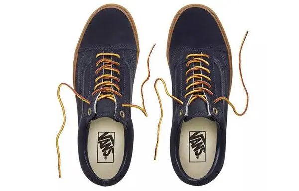 VANS Old Skool Gum Sole Sneakers - Blue