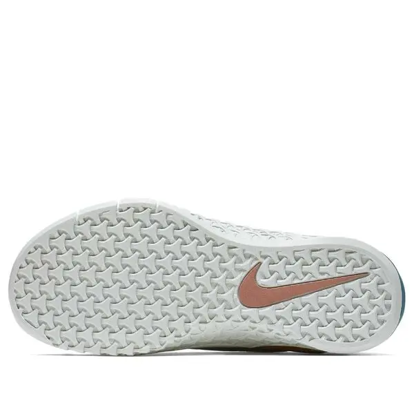 Nike Metcon 4 Athletic Sneakers - Pink
