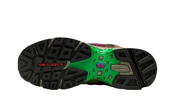 NEW BALANCE X Stray Rats 827 "sewer Stompers" Sneakers - Brown