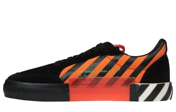 Off-White Low Top Sneakers - Black