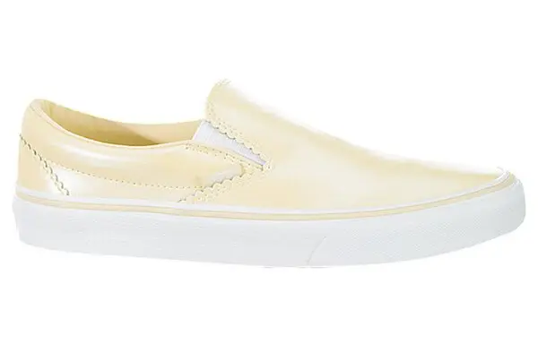 VANS Slip-on Sneakers