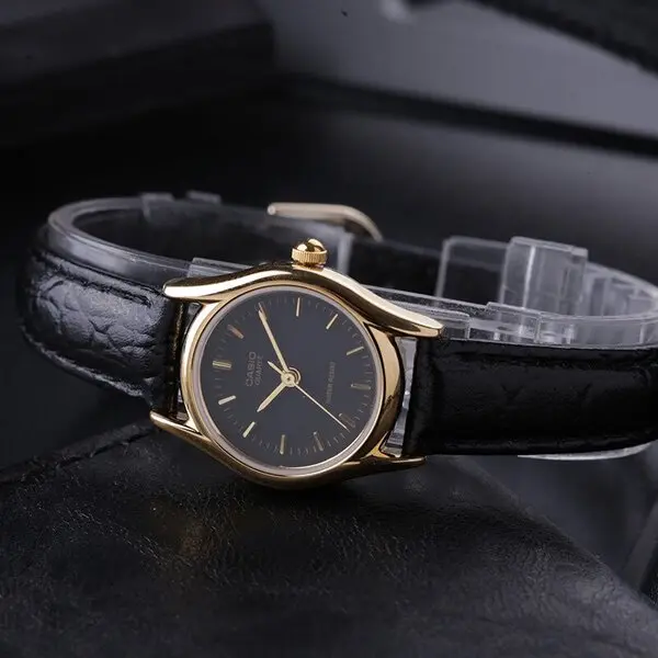 Casio Quartz Analog Watch With Leather Strap
